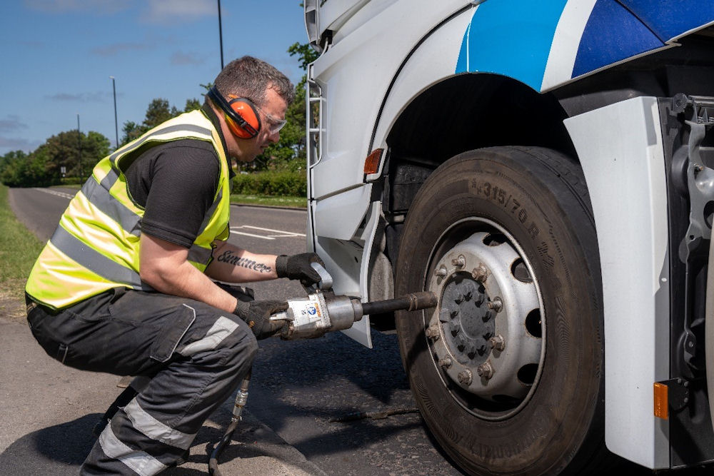 Wheel Safety Guidance Underscored by Continental - Commercial Tyre Business